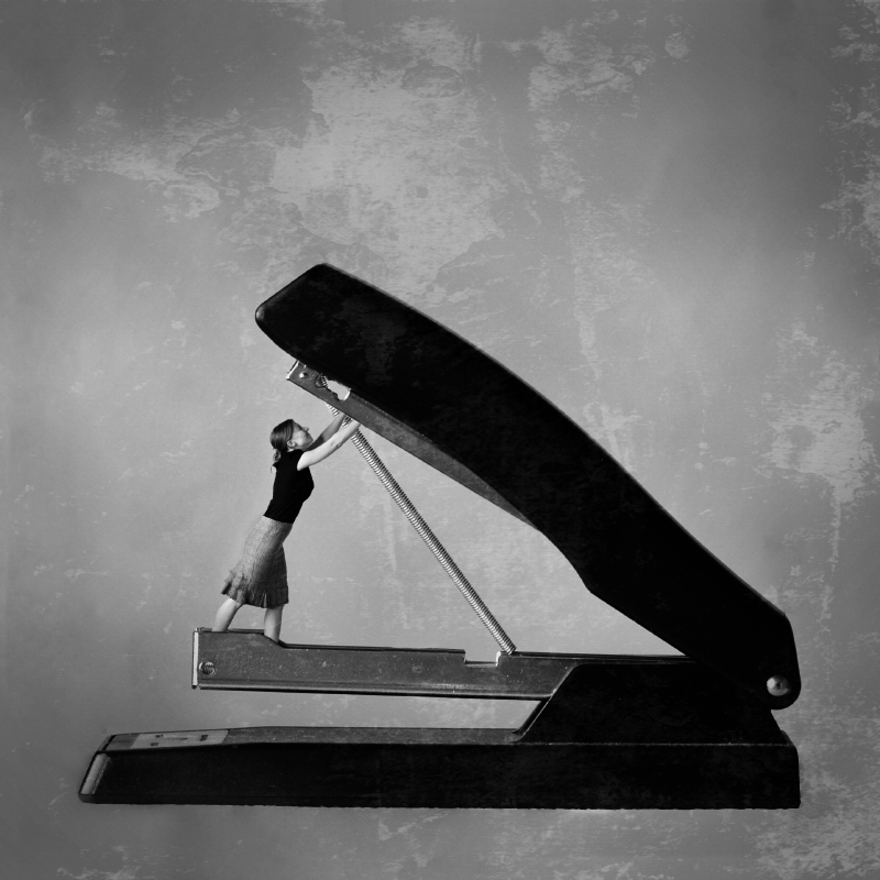 Never Conform – Tenny Thomas